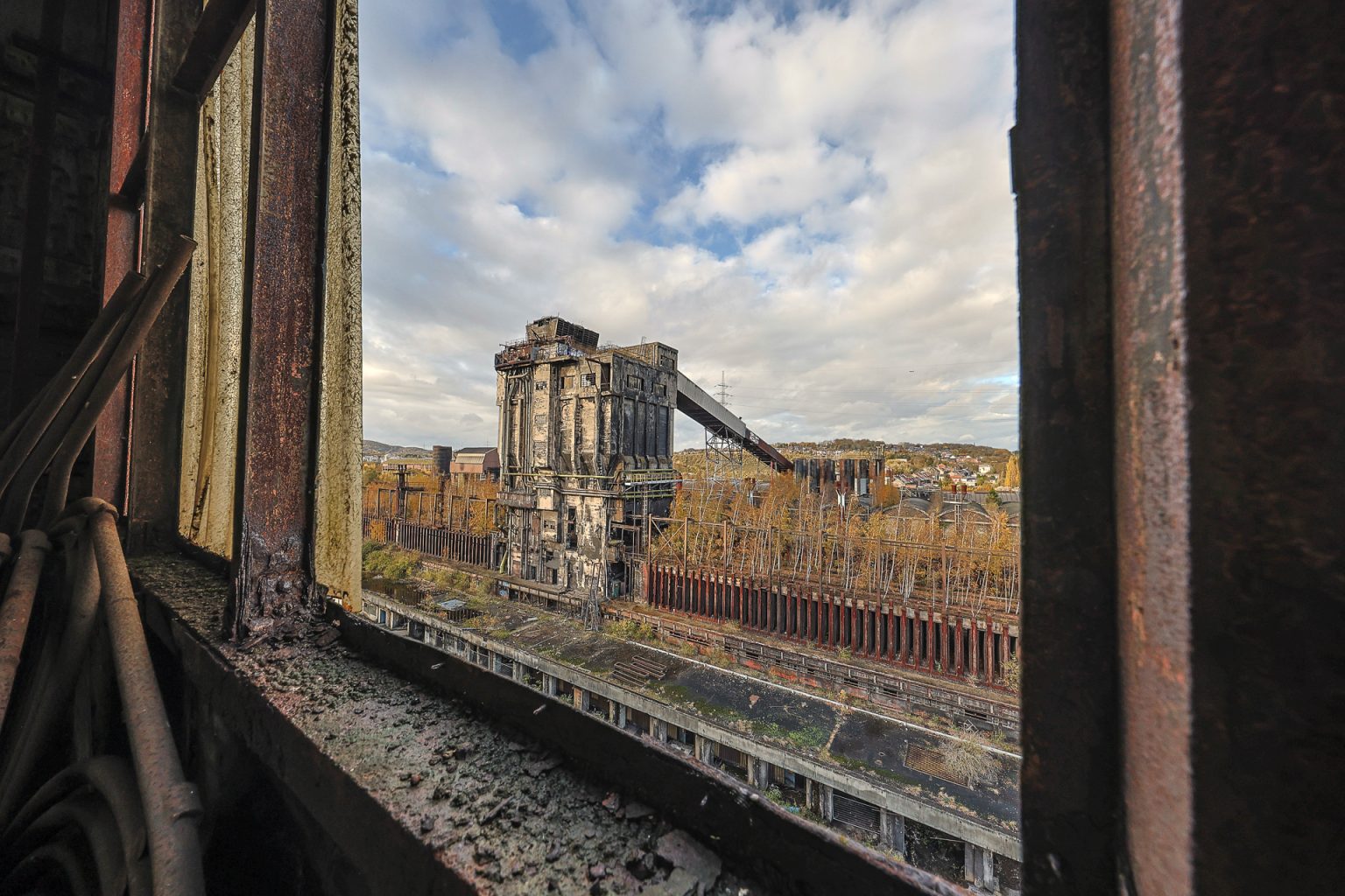 Urbex - Blue Power Plant - Scholzdigital Photography